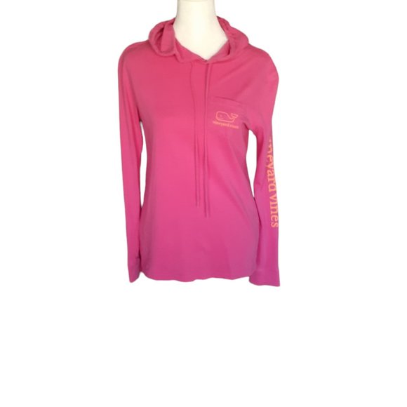Vineyard Vines | Tops | Vineyard Vines Hooded Pullover Whale Graphic ...